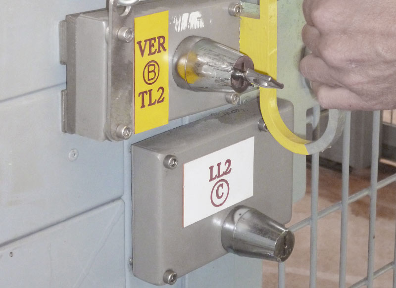 Keeper Safety/Security - Paris Zoo - Dény Security