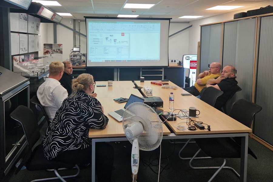 DOM UK | Expert Training for Security Professionals